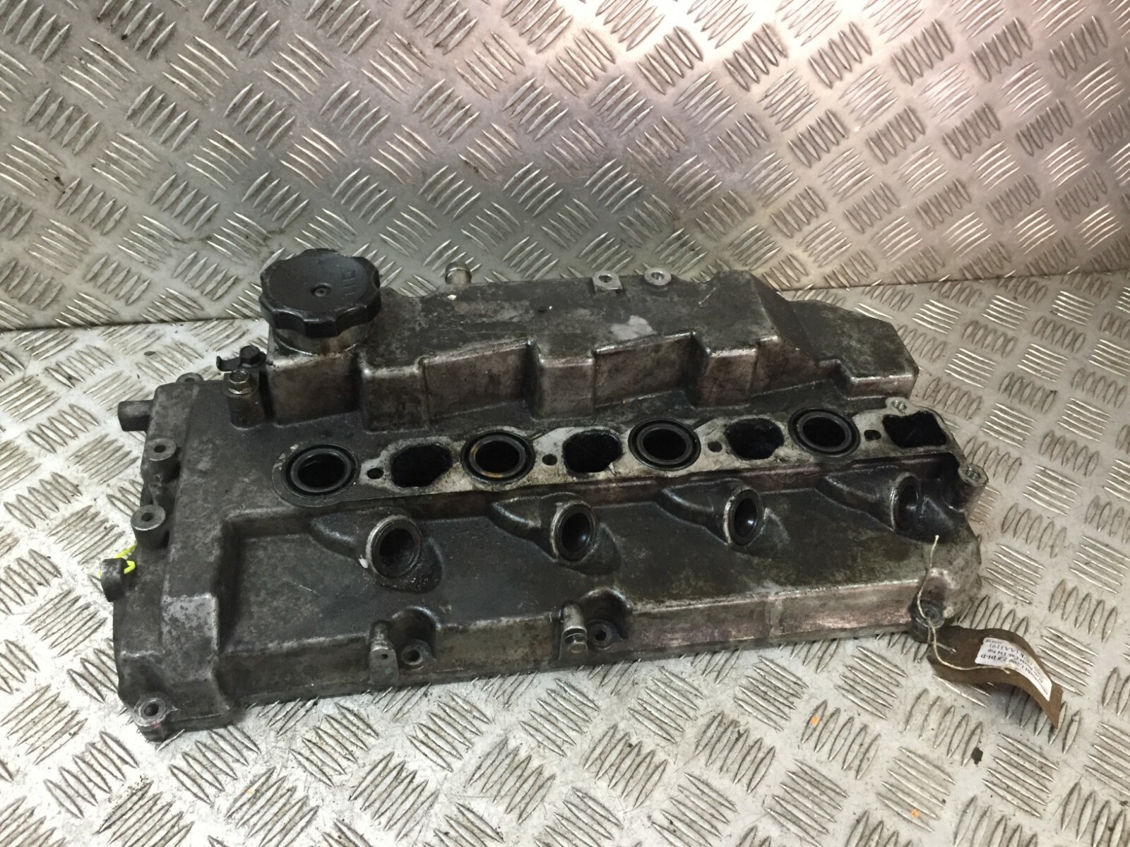 MITSUBISHI L200 2.5 DI-D Engine Rocker Cover Valve Cover P/N 1035A778 ...