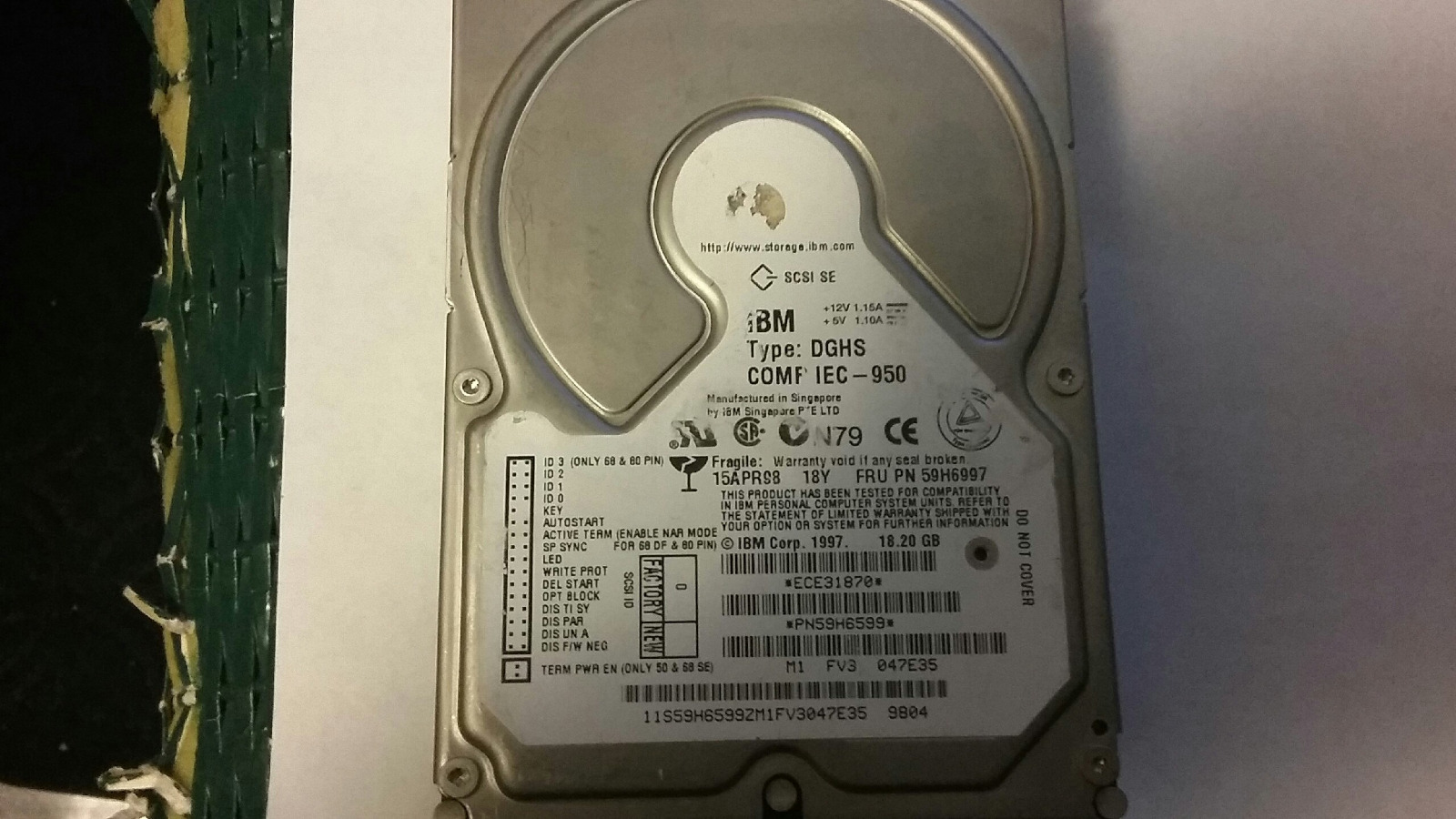 IBM DGHS IEC-950 59H6997 18.2 GB 80 pin SCSI Hard Drive | eBay