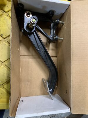 Wilwood Brakes Wilwood 340-15079 Brake Pedal Swing Mount Dual Master ...