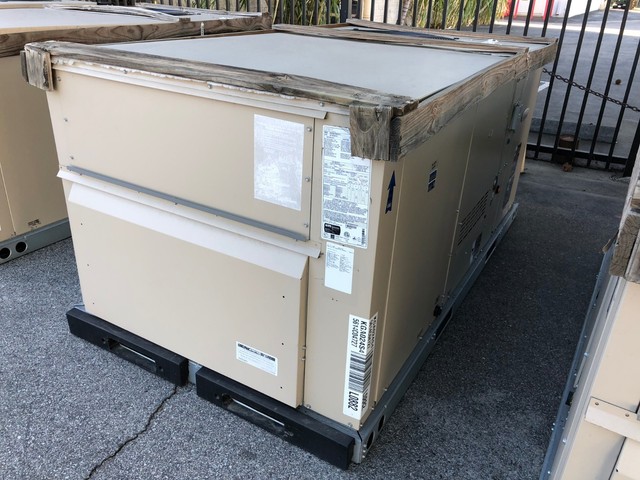 LENNOX 2 Ton Package Unit AC RTU 230v 1ph Gas Heat W/economizer KGA ...