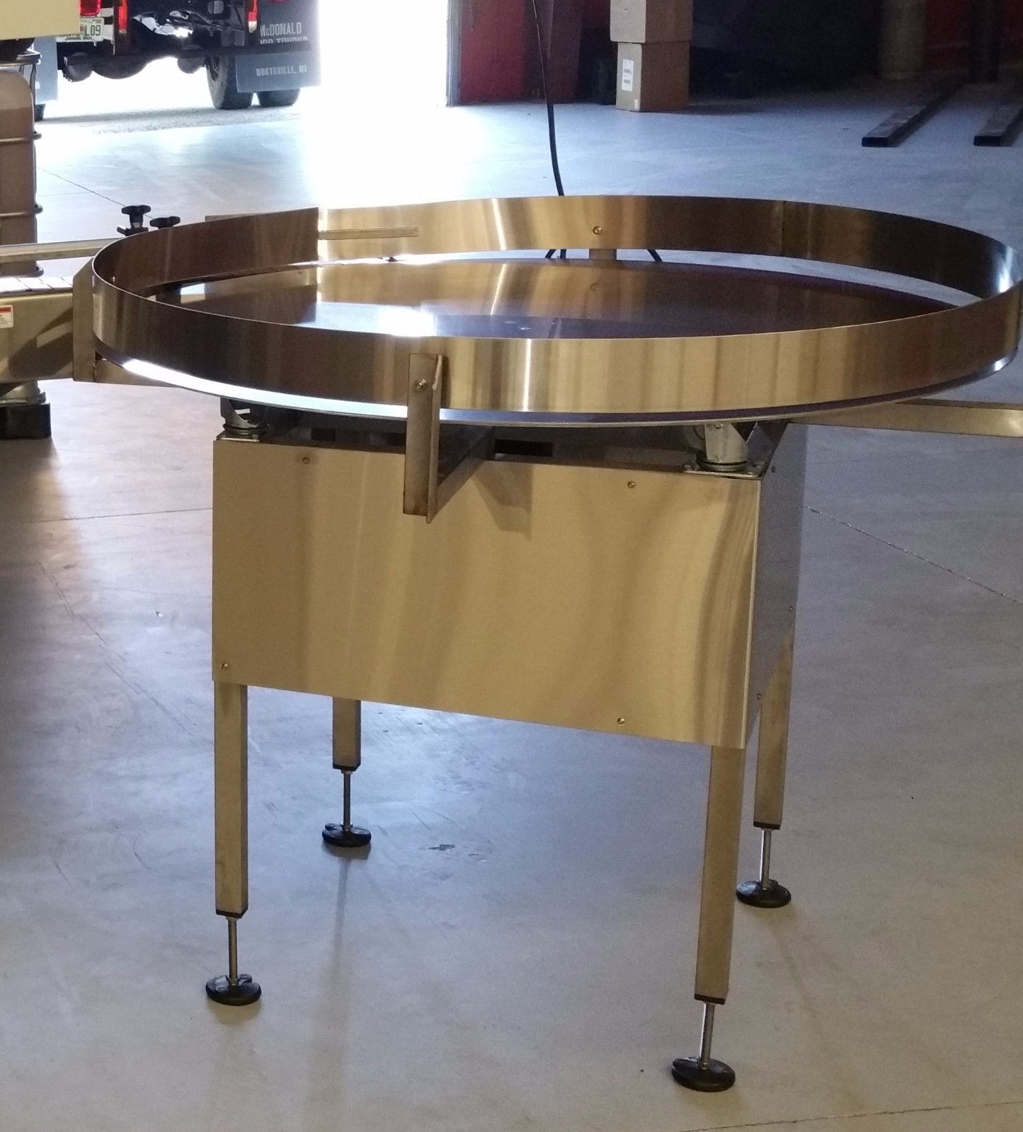 48" AUTOMATIC BOTTLE ACCUMULATION TABLE, BOTTLE TURNTABLE, ROTARY TABLE ...