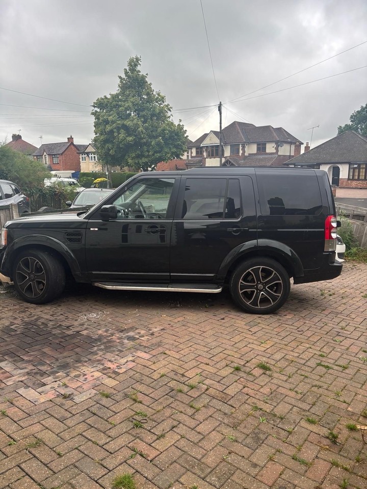 Land Rover Discovery 4 HSE 2010 Spares Or Repairs , But Driveable ...