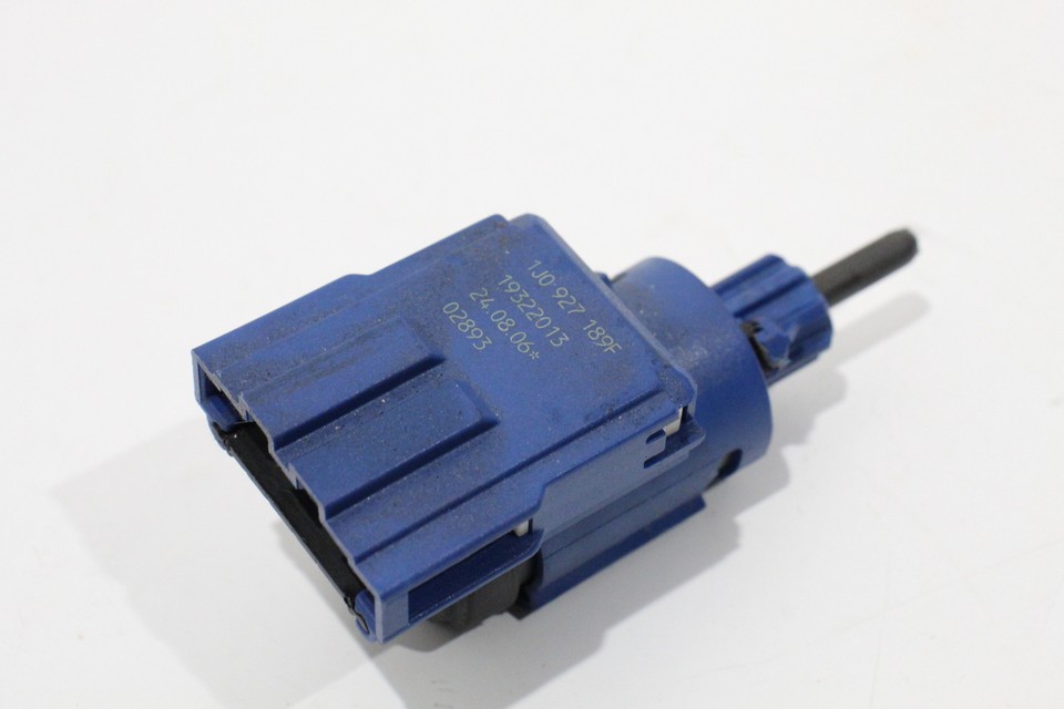 Audi A4 8E B7 Clutch Pedal Switch 1J0927189F | eBay