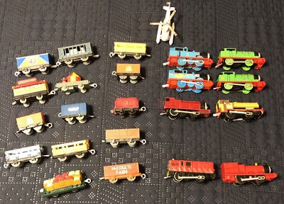 Thomas Train & Friends Trackmaster Motorized Lot Engines & Cars ...