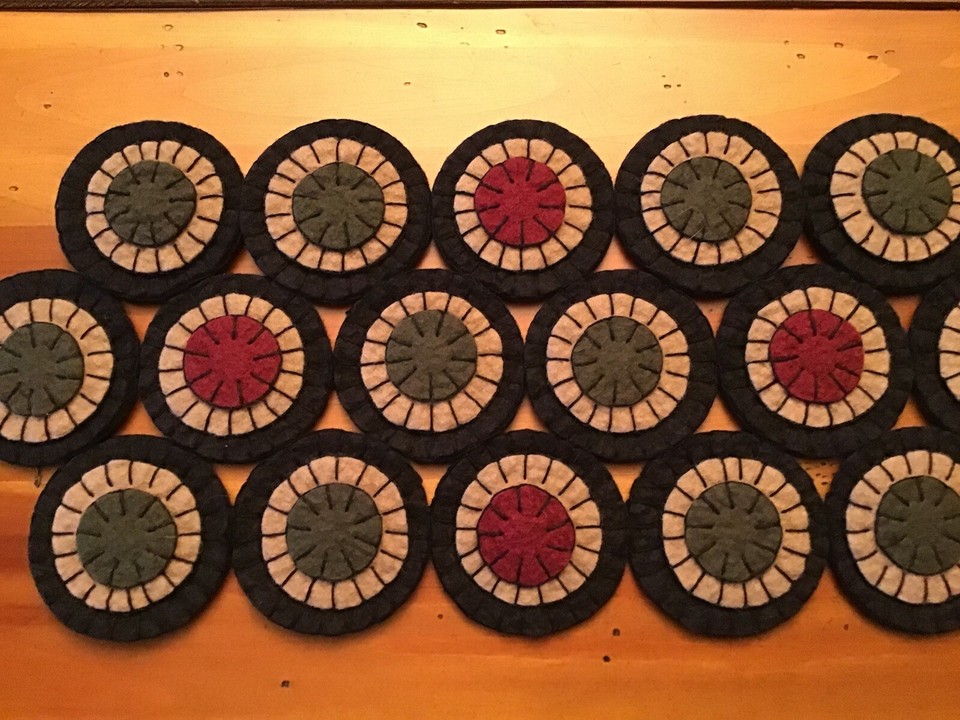 PRIM WOOL FELT PENNY RUG TABLE RUNNER CANDLE MAT IN GREAT WINTER ...