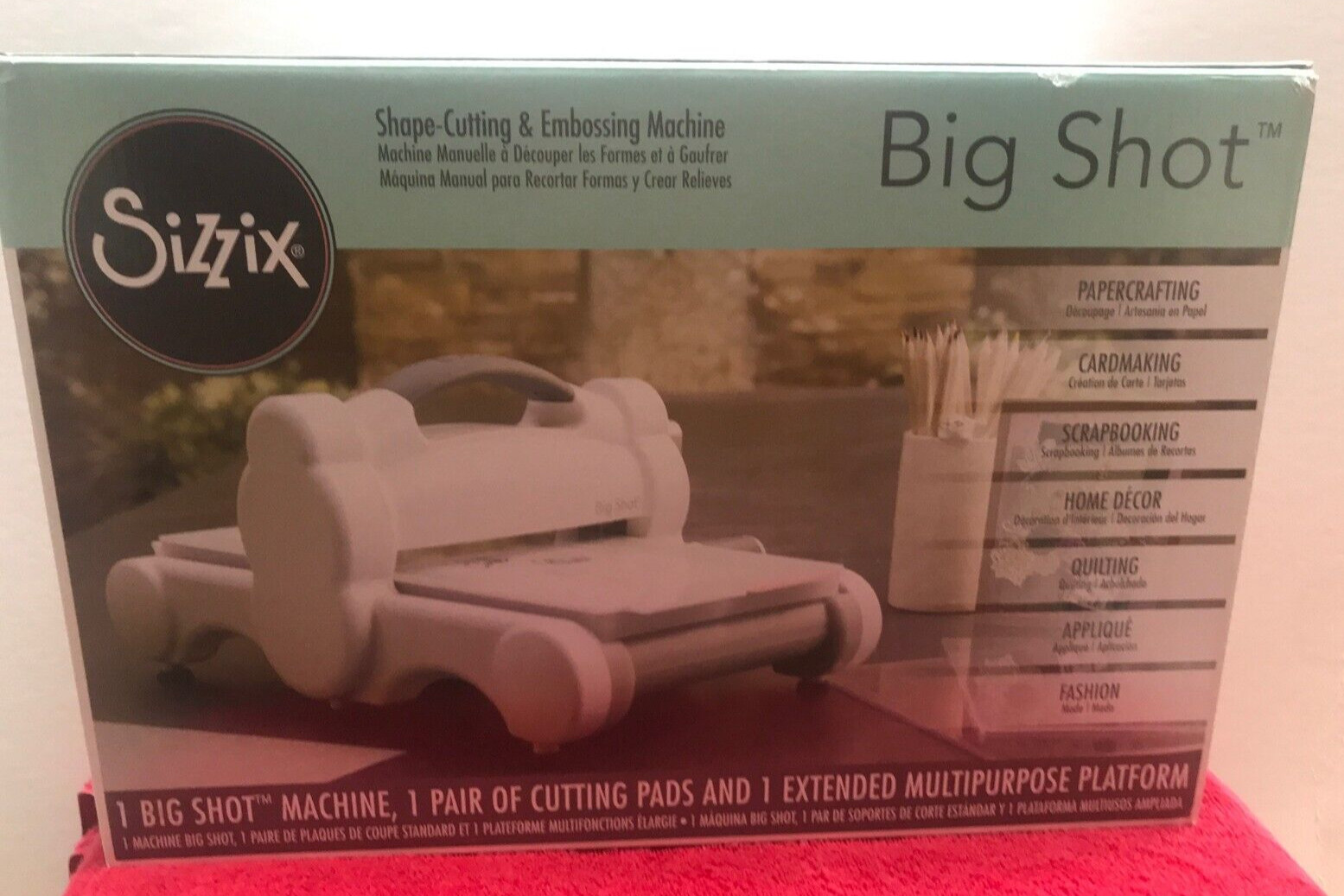 Sizzix Big Shot Shape-Cutting & Embossing Machine 660425 New In Box