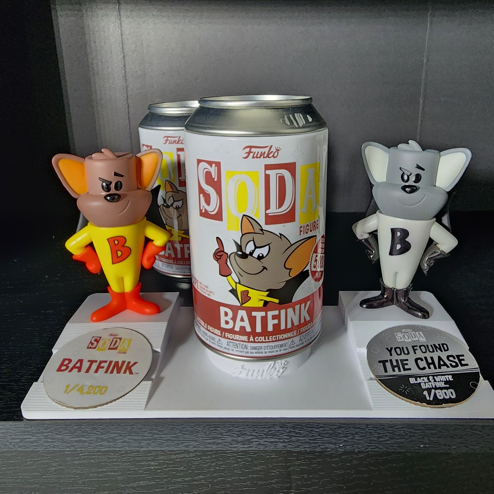 Funko Vinyl Soda: BatFink Common & Chase Set 1/800 Black & White Bat ...