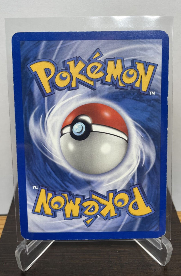 Venomoth 111/144 Pokemon Card - 2003 Skyridge Set - *Illustrated by ...