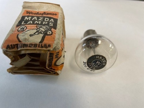 1133 6 volt 32 Candle Power Spotlamp Backup Lamp bulb Sold per each one ...