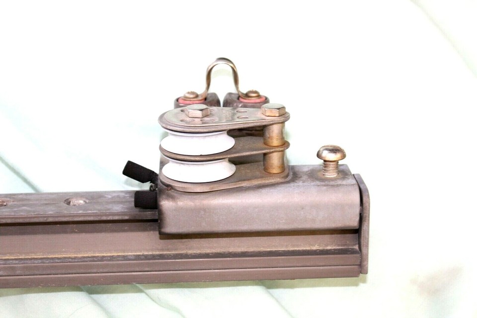 1990 's Catalina Yachts 34 Sailboat Garhauer Traveler System Stand ...