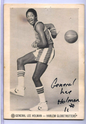 1980 Globetrotters 3 1/2 X 5 " Photocard General Lee Holman Autograph ...
