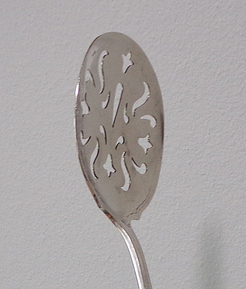 Art Nouveau GHF French & Co REPOUSSE Sterling Handle Pierced TOMATO ...