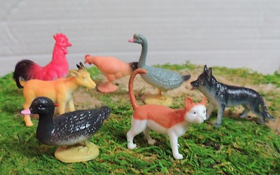 MINIATURE FARM ANIMALS 7 pc SET PAINTED PLASTIC CAT DOG GOAT ROOSTER ...