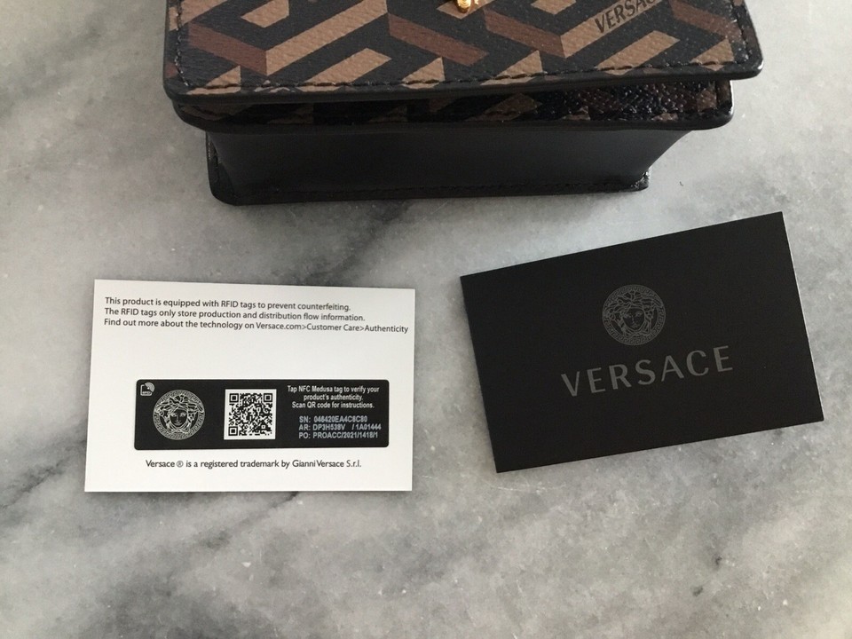 100% authentic Versace wallet on a chain | eBay