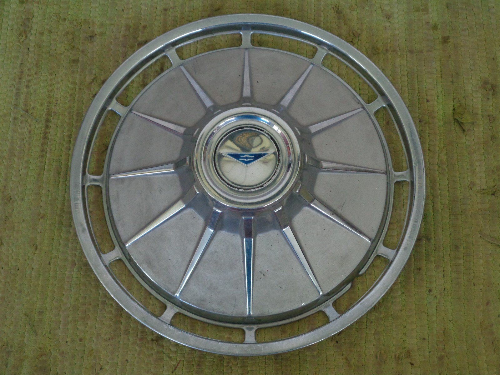 1961 Chevrolet Corvair HUB CAPS 13" Wheel Covers Set of 4 Chevy Hubcaps ...