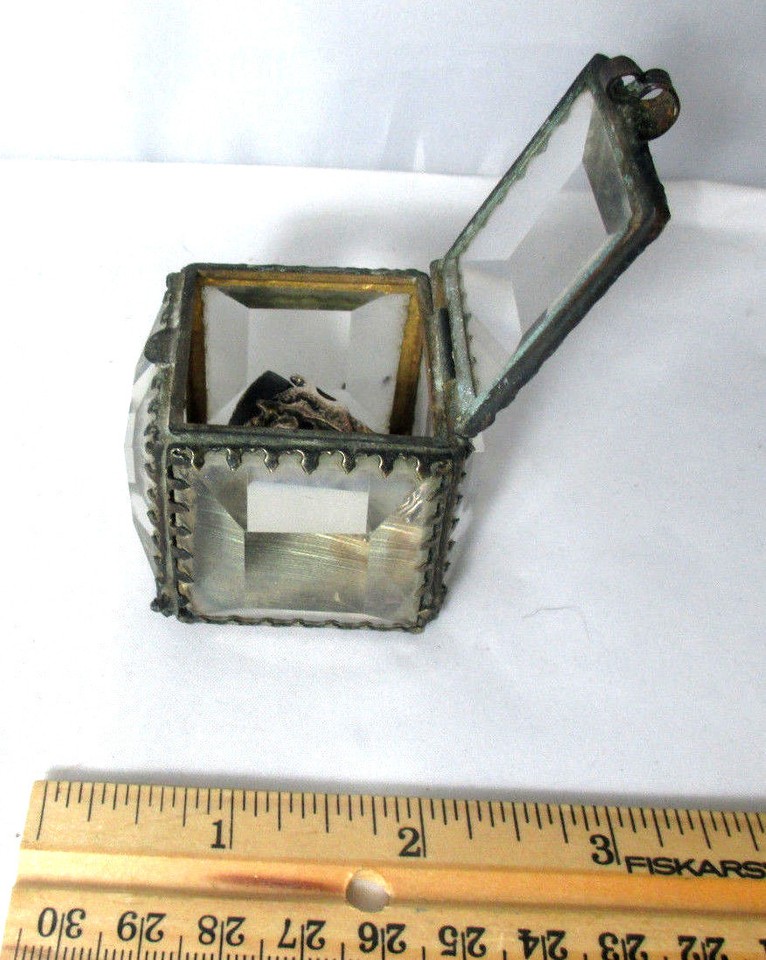 PALAIS ROYAL, CUT GLASS square BOX & STERLING THIMBLE, c1800 Original ...