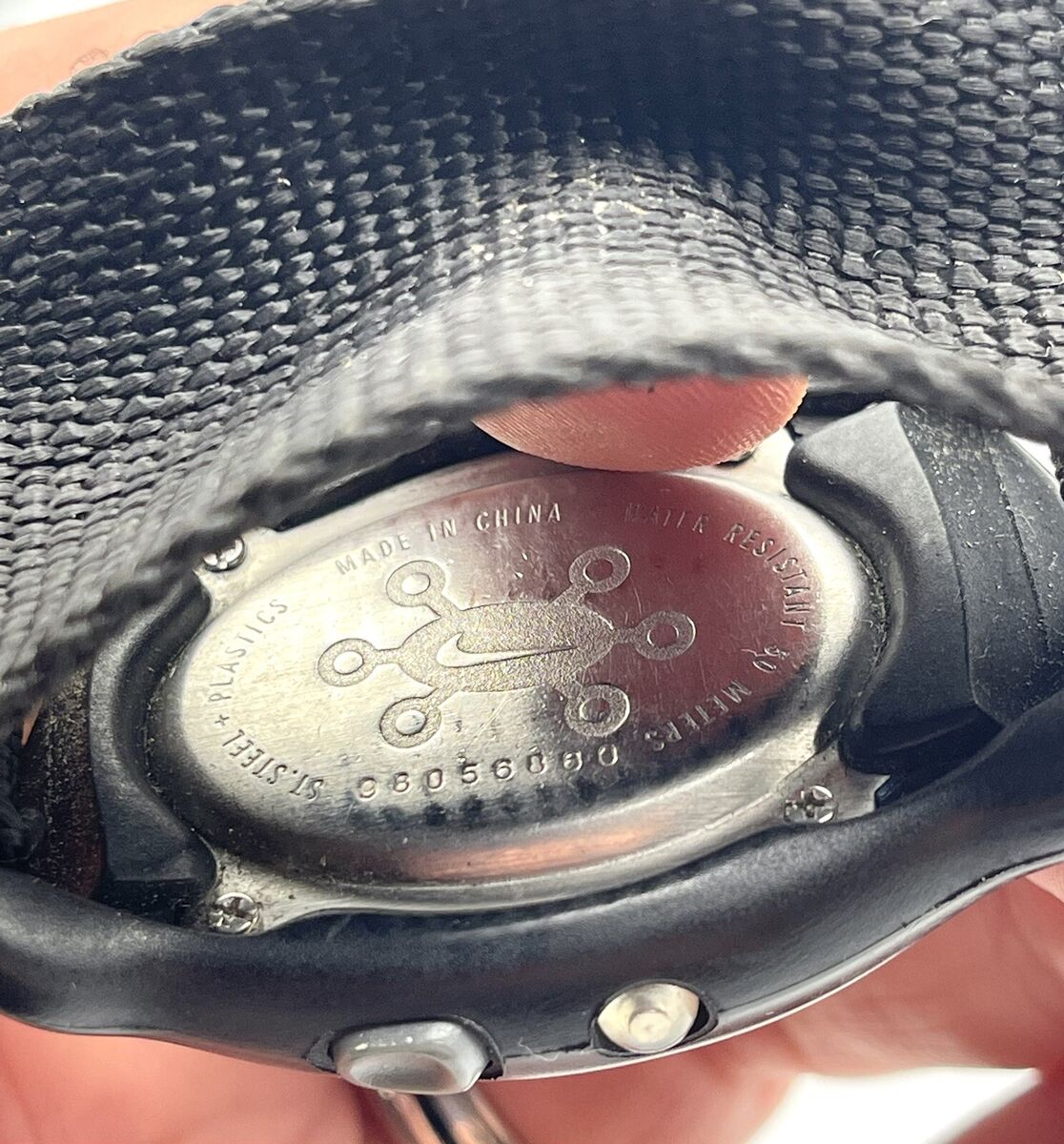 Nike ACG Thermal Gauge H2O Resist 50m Men Analog Watch Rare Nike ACG Thermal Gauge H2O Resist 50m Men Analog Watch Rare
