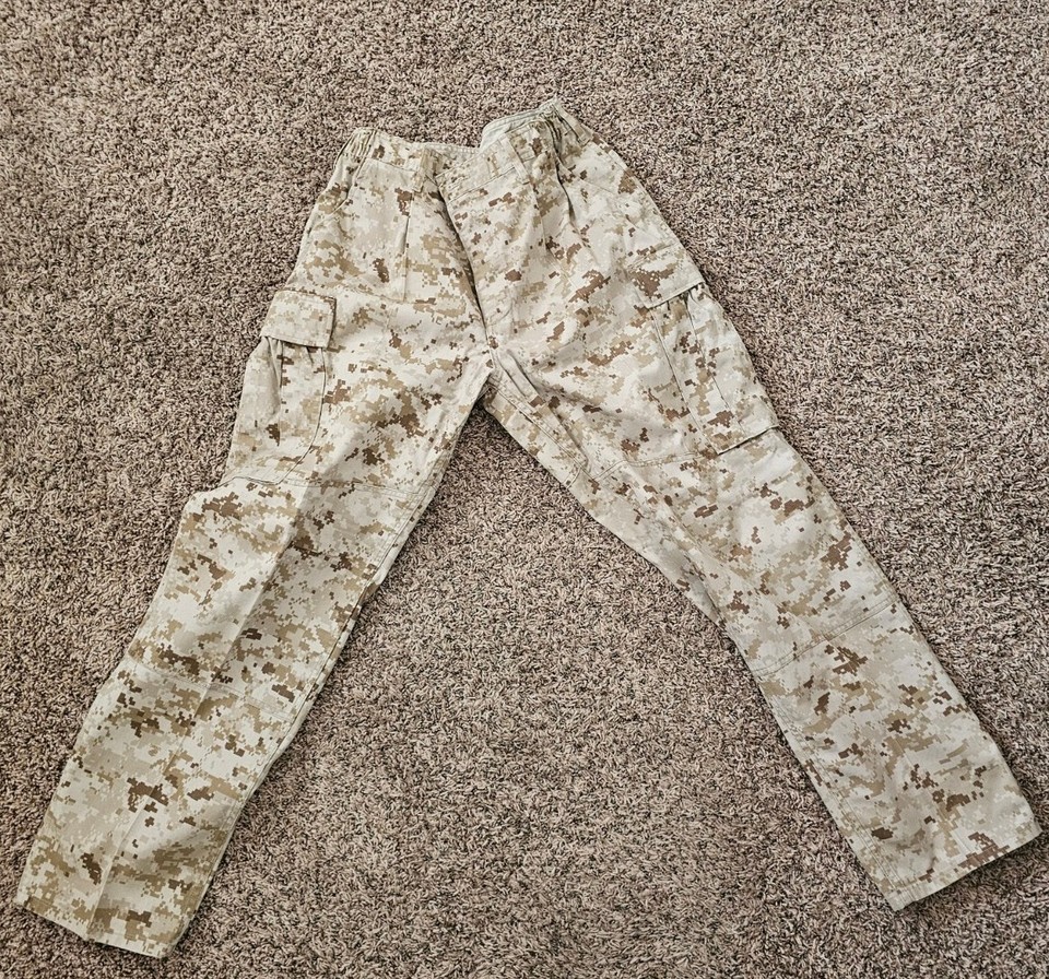 MEDIUM REGULAR USMC DESERT CAMOUFLAGED UTILITIES SET | eBay