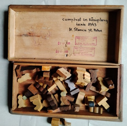 German Original Nazi Chess,1943 ,Missed 1 Horse Pice-Need Restoration ...