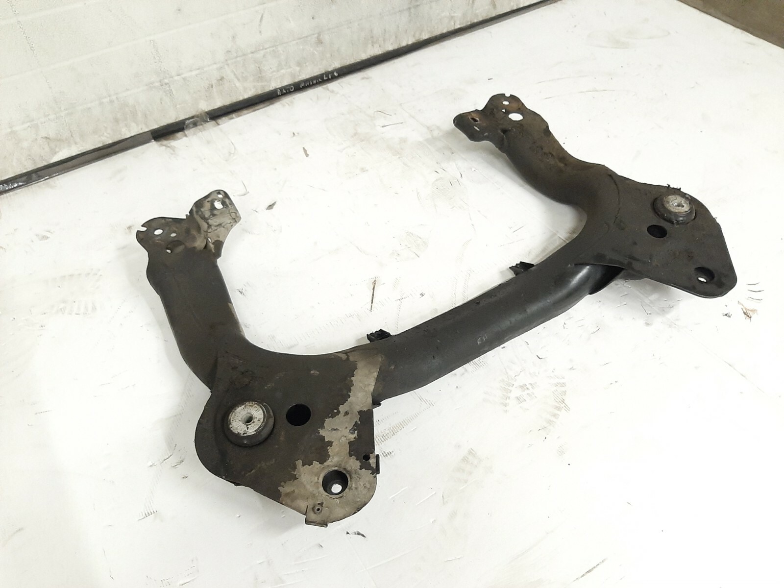 Audi A6 S6 S4 C4 Front subframe | eBay