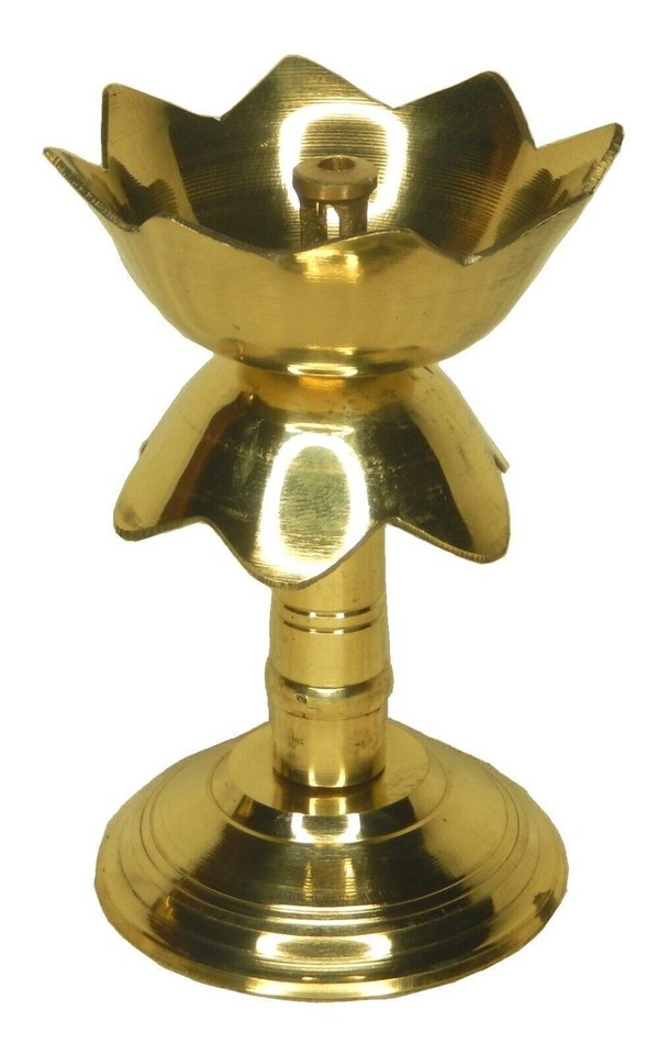 Lotus Design Diya Puja Lamp Handmade Brass Deepak Oil Lamp Deeva Temple ...