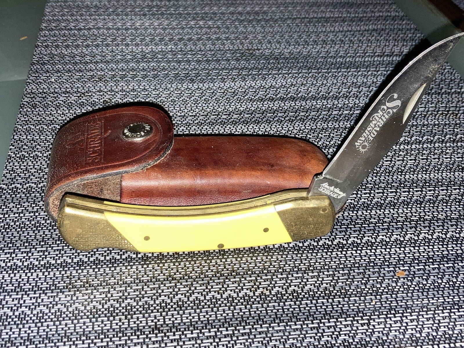 Schrade Uncle Henry Crenshaw Folding Lock blade Knife & Sheath Plain ...