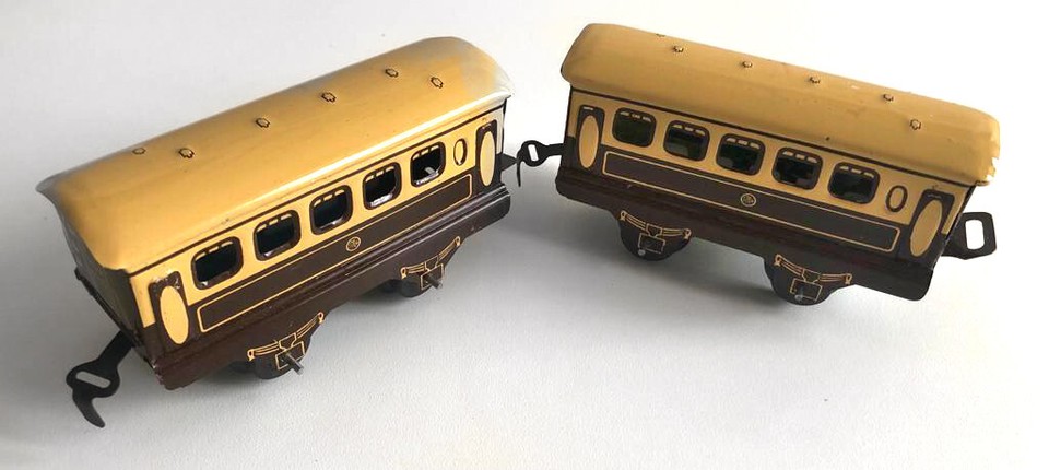 Gioco treninino latta METTOY - Passenger Train Set n. 5337. Made in GB ...