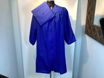 Oak Hall Cap And Gown Graduation Cap And Gown Small And Large Sizes | eBay