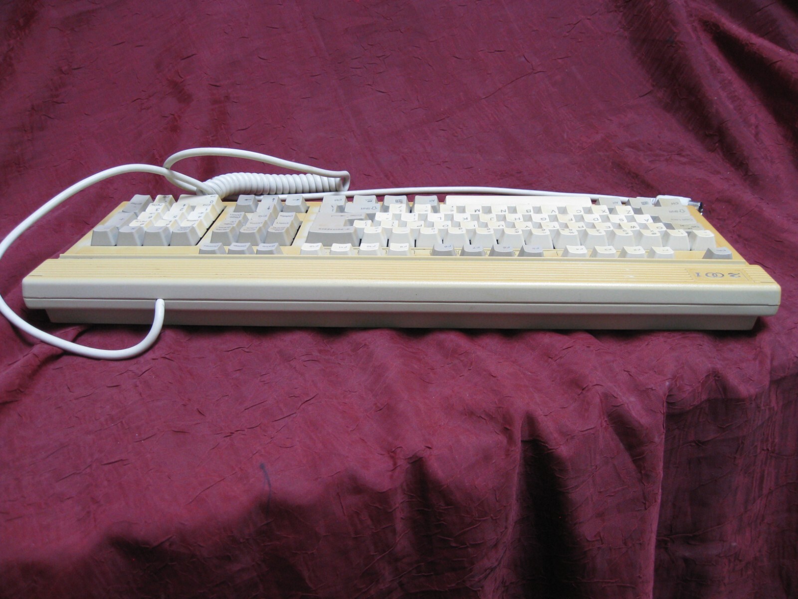 RARE Vintage Focus FK-2001 FSQ4VY Mechanical computer keyboard 5 pin ...
