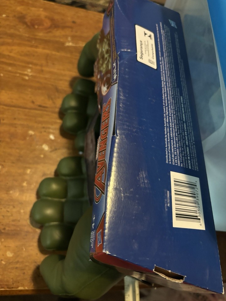 Marvel Avengers HULK SMASH Gamma Grip Fists Hands Foam Toy Boxing Punch ...