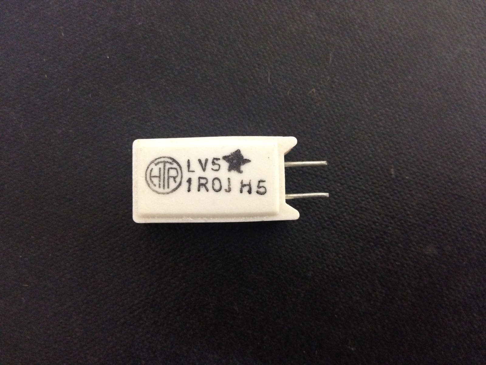 **NEW** 25x HTR Ceramic Wirewound Resistor 5W 1R0 OHM 5%, LV51R0J ...