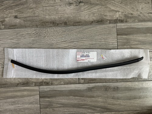 2015-2022 Toyota Tacoma OEM Moulding Windshield Left 7553404010 | eBay