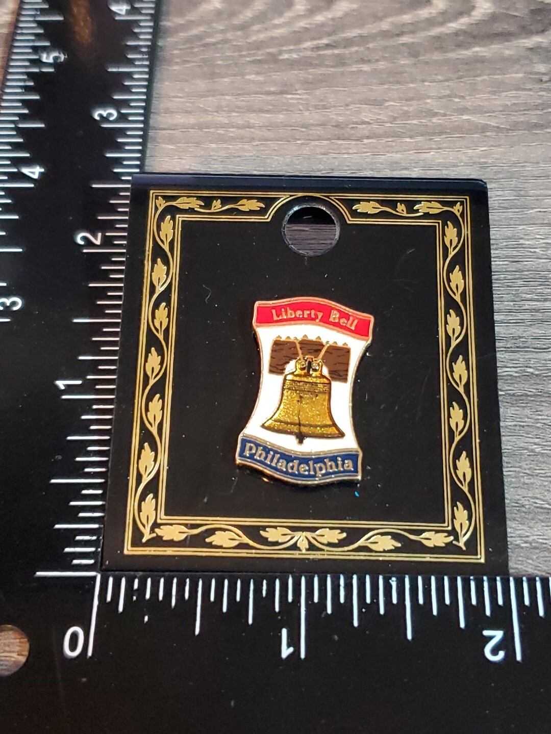 Liberty Bell Pin Small Vintage Philadelphia Collectible Pin i1 | eBay