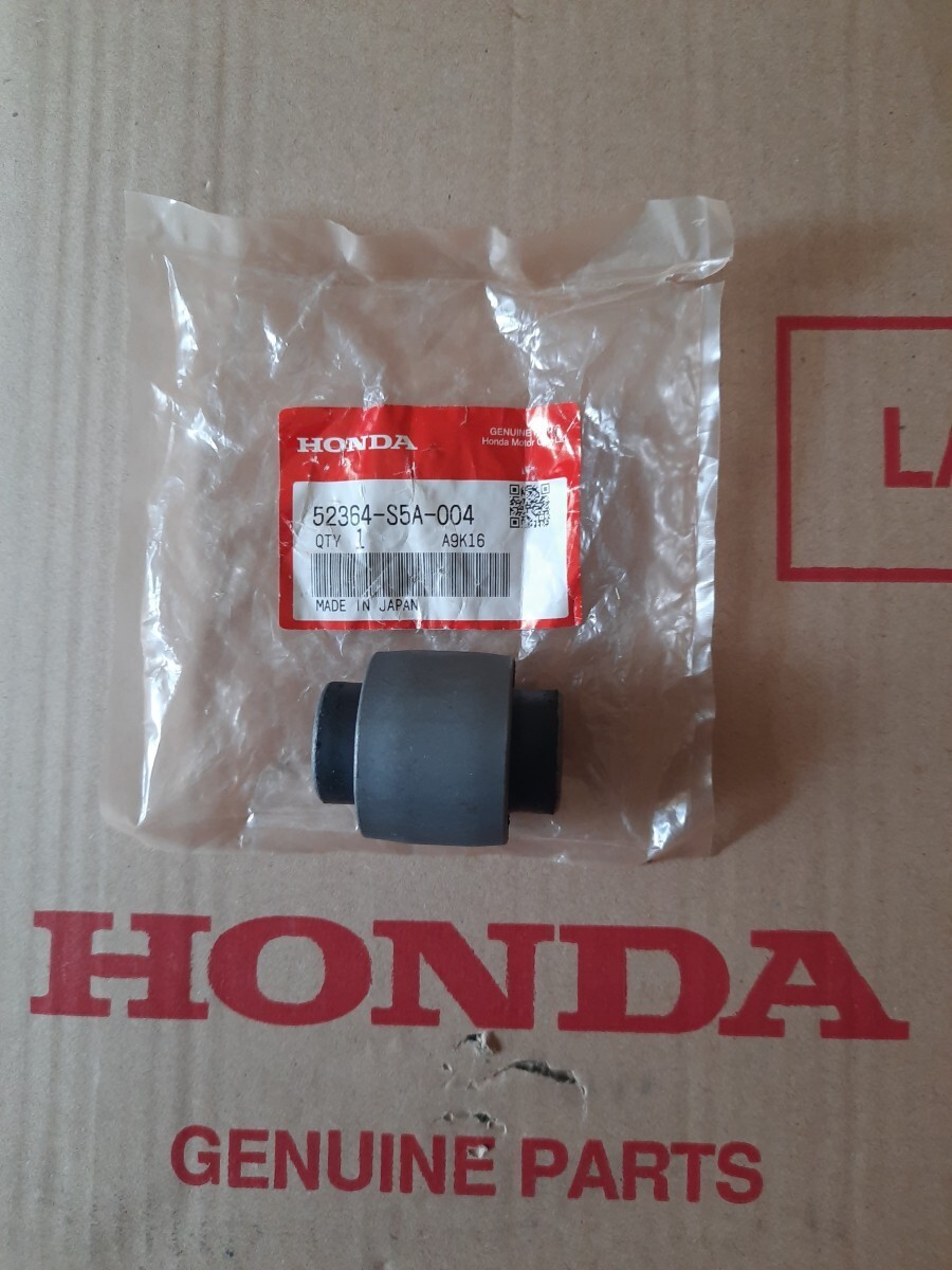 2002-2006 Honda CR-V Genuine Trailing Lower Arm Bushing 52364-S5A-004 | OEM | 2 in | Japan ...