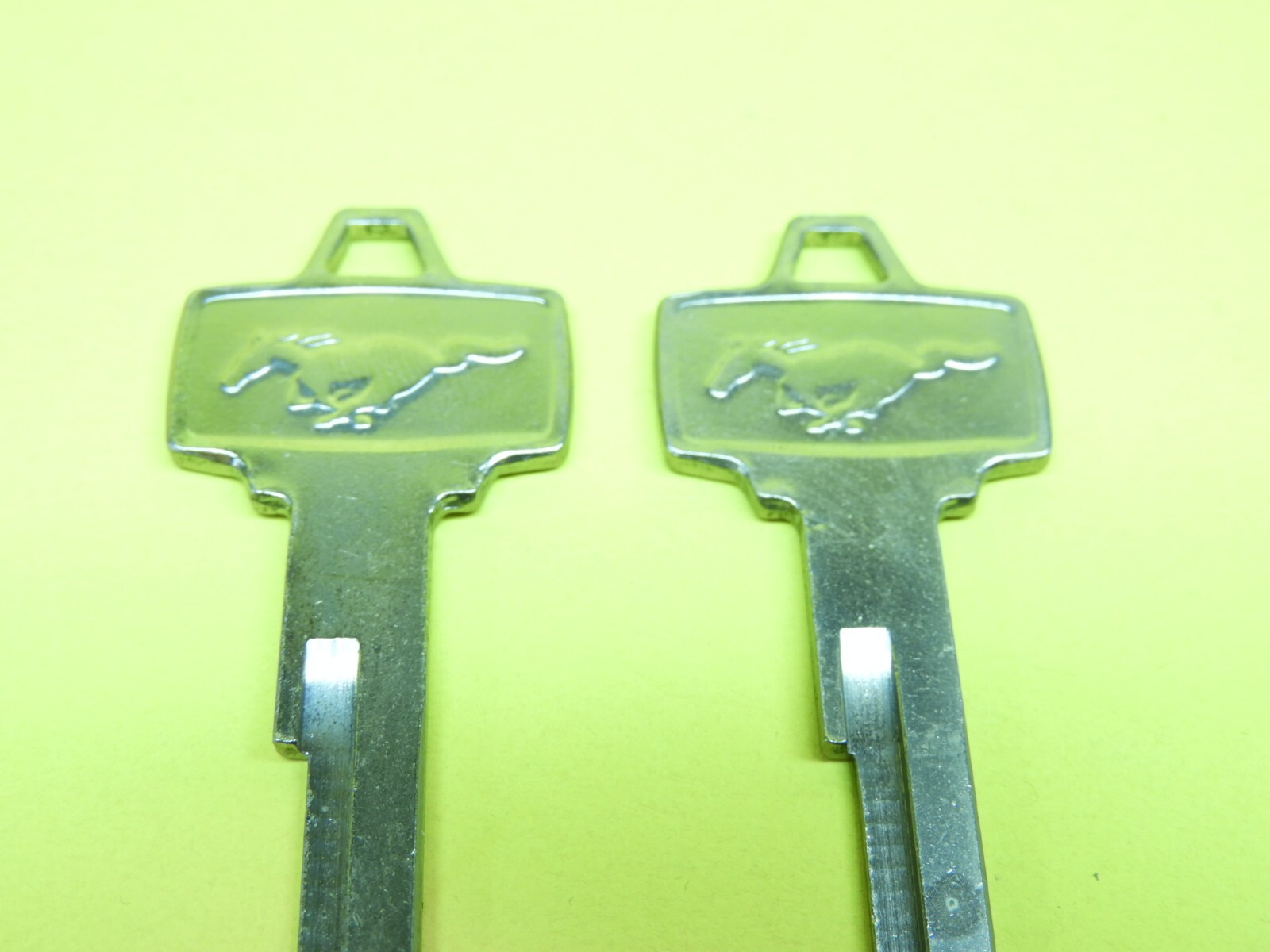PAIR KEY BLANKS FORD MUSTANG 1964 1965 1966 1967 1968 MARKED H43 ON THE ...