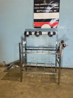 Fountains & Soda Dispensing - Bib Rack
