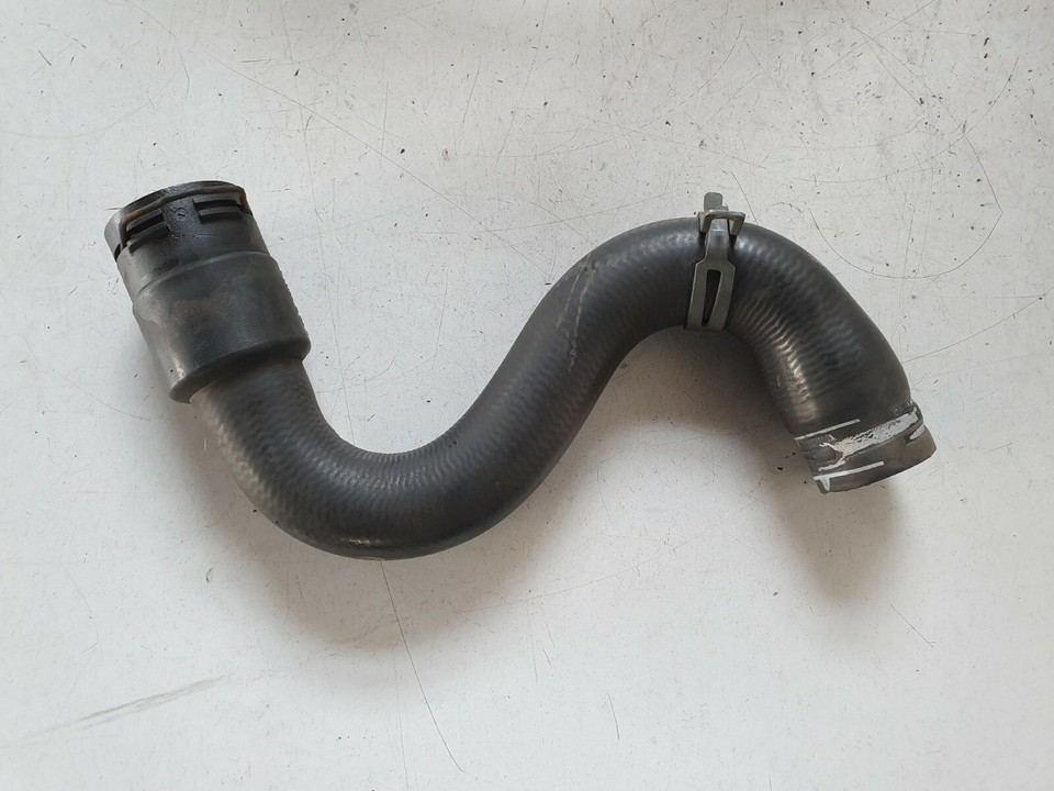 Audi A4 Avant 1997 8D5, B5 1.8 Set Tubo Radiatore Tubo Refrigerante ...
