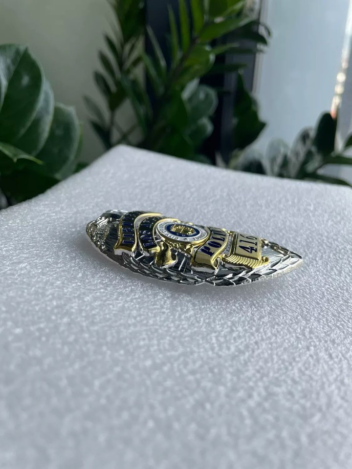 Columbo - Lieutenant (Early) Detective Badge 416 | eBay