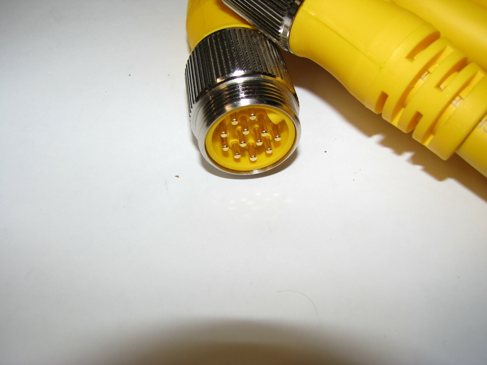 Turck ExtremeLife -60 16 Awg / 12 Pin Marine Shipboard E476028 Cable 32 ...