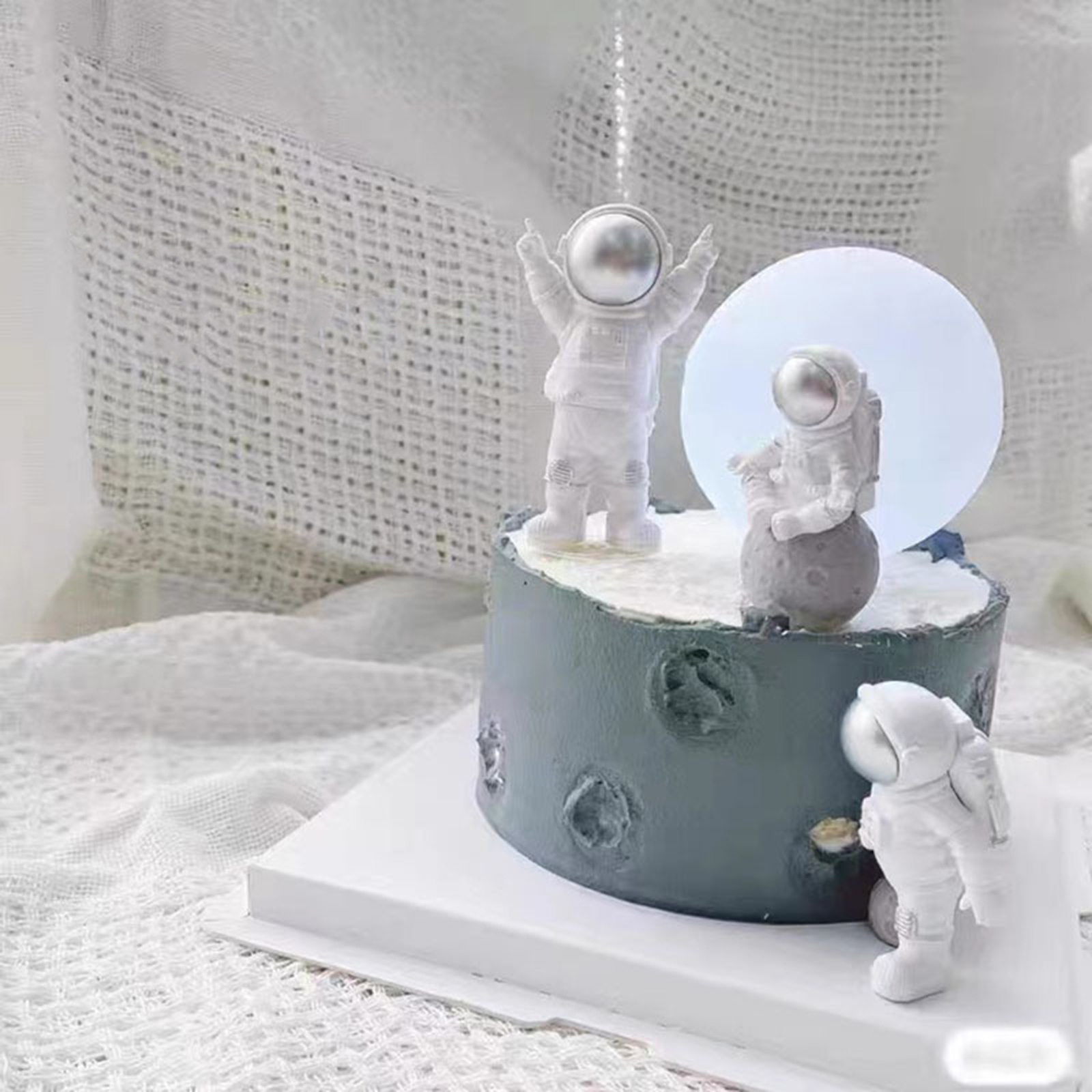3pcs Cake Decorations Creative Decor Space Man Birthday Cake Ornaments ...