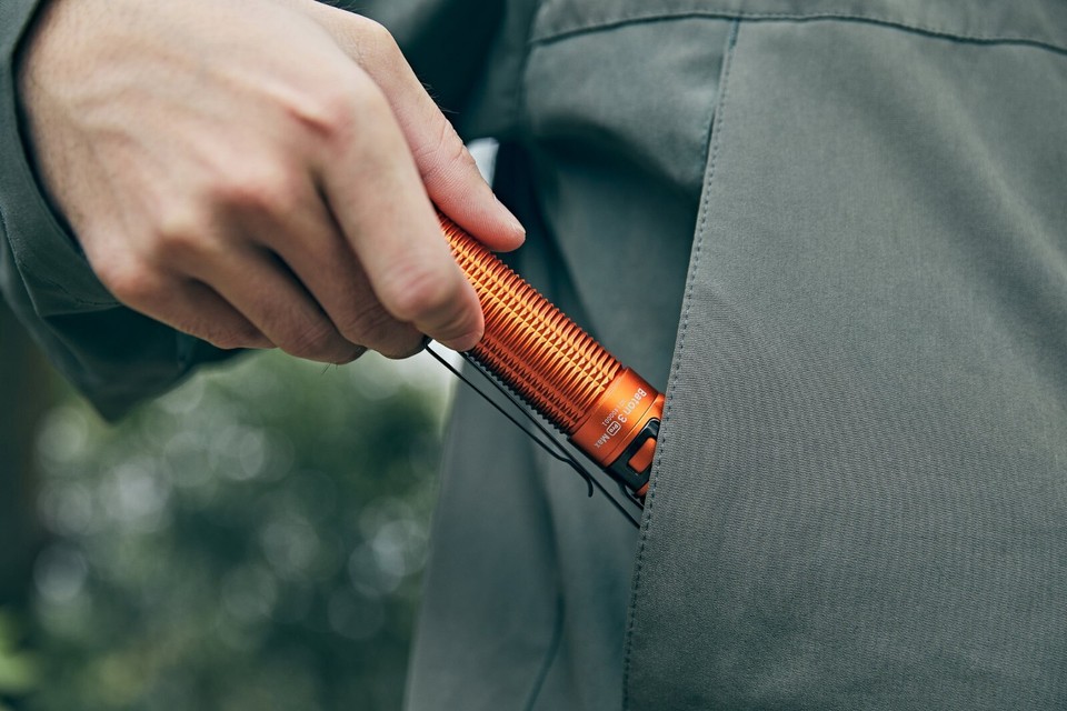 Olight Baton 3 Pro Max Orange EDC Flashlight, Cool White, 2500 Lum, 145 ...