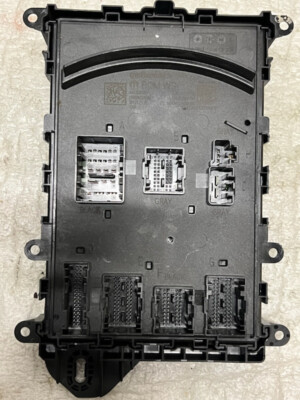2022 Jeep Wagoneer/Grand Wagoneer BCM / Body Control Module 68425065AJ ...