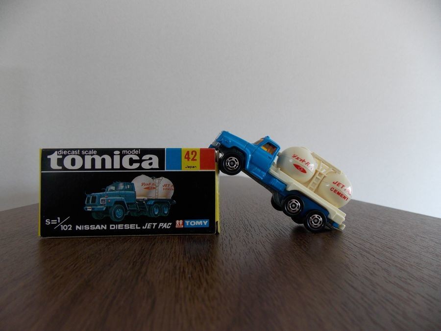 318 Tomica Black Box Japan item Nissan Diesel Jet Pack Super Speed Good ...