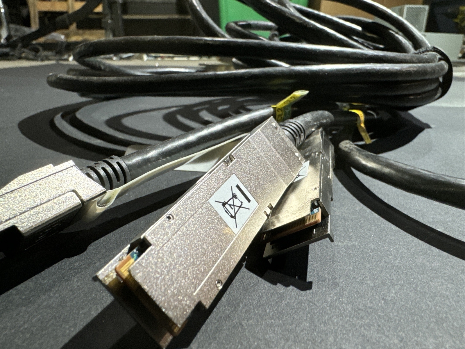 HITACHI 5552755-A 2M CC2 CABLE QSFP | eBay