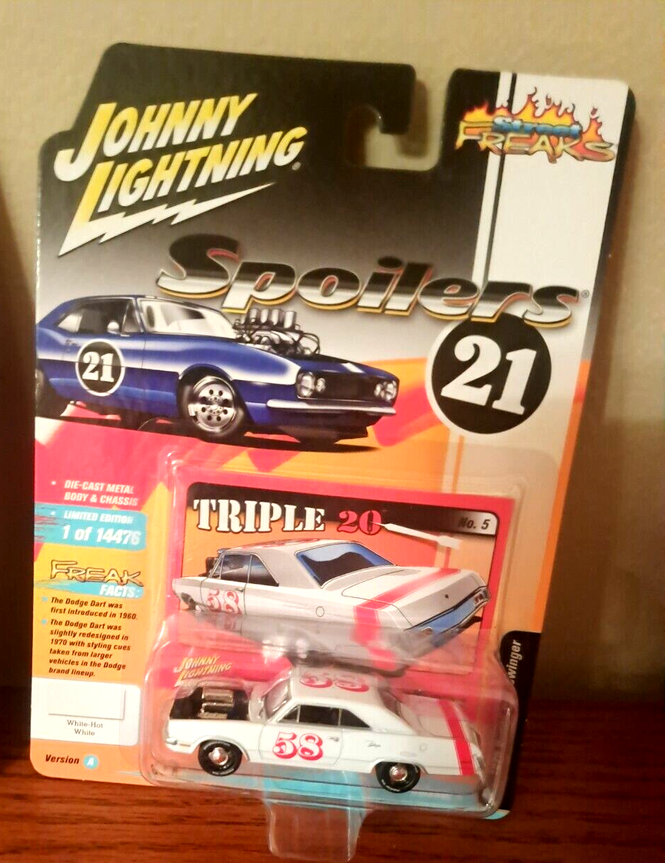 Lot of 2 Johnny Lightning Spoilers 21 1970 Dodge Dart Swinger 1:64 ...