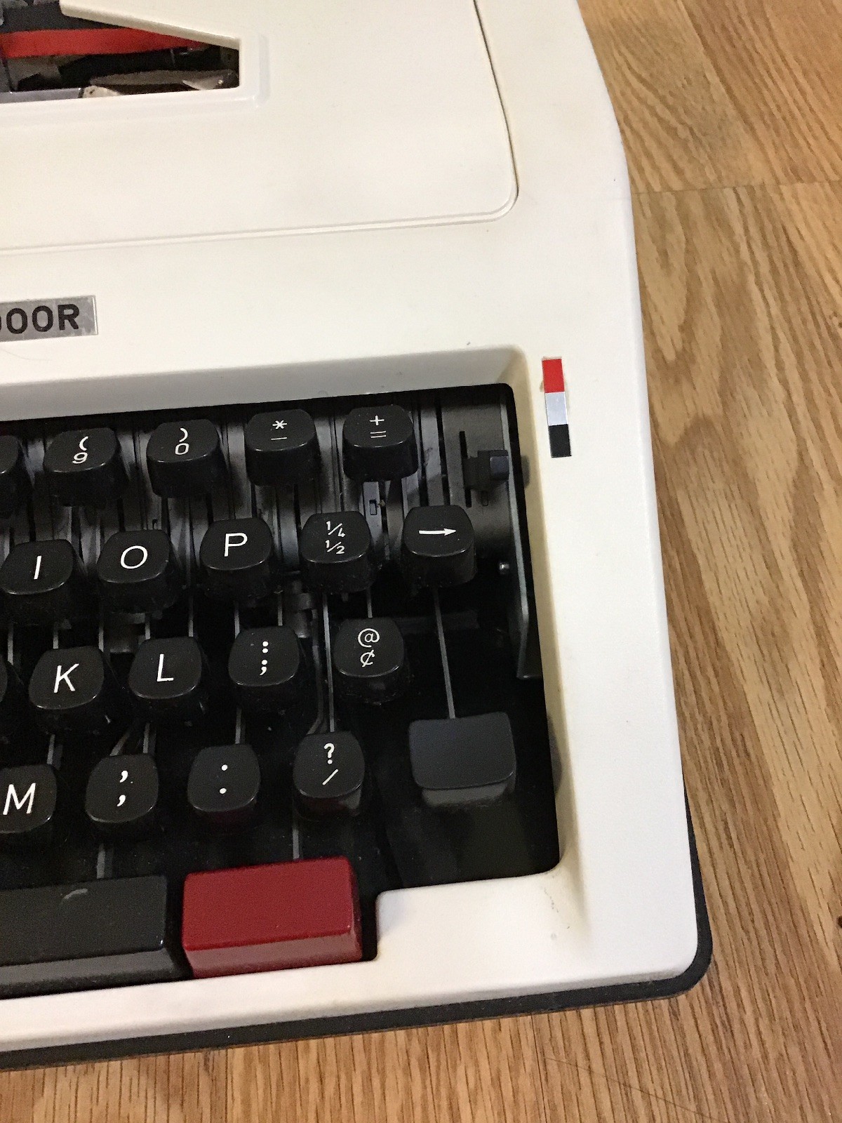 Vintage Marathon 1000R Dong Ah Precision Manual Typewriter w Case Made ...