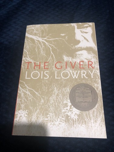 The Giver by Lois Lowry Paperback 9780544336261| eBay