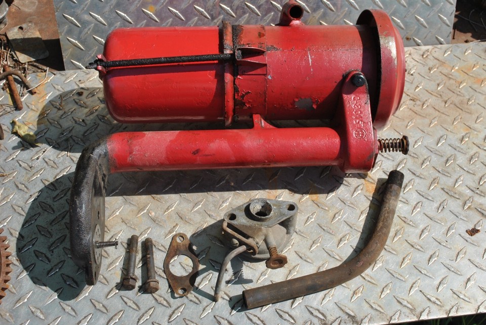 IHC International LB 3-5 HP Hit Miss Gas Engine Air Cleaner ...