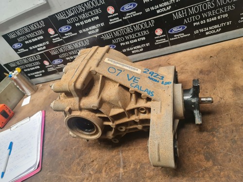 HOLDEN VE COMMODORE CALAIS V6 SEDAN DIFF CENTRE NON LSD DIFFERENTIAL 2. ...