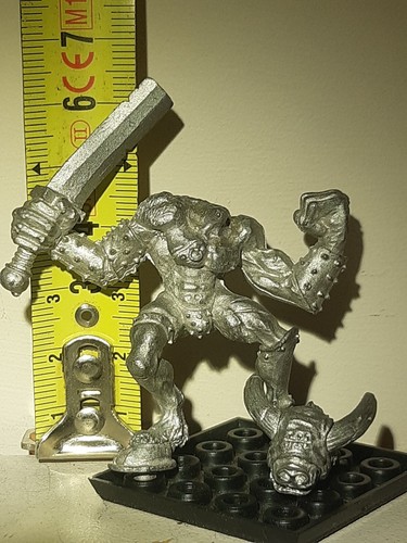 Games Workshop Warhammer Seigneur Minotaure du chaos Duherst le maître ...